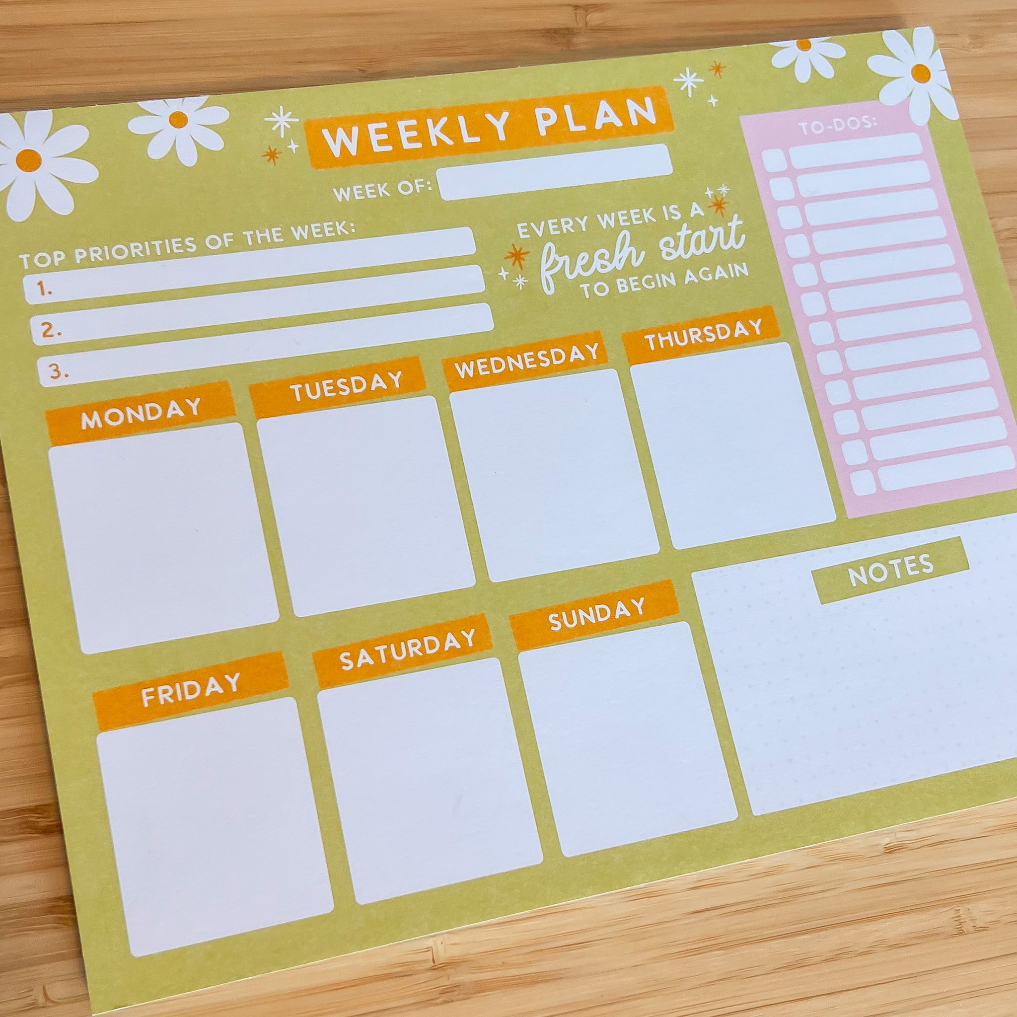 Green Daisy Weekly Plan Notepad – Meryum Designs